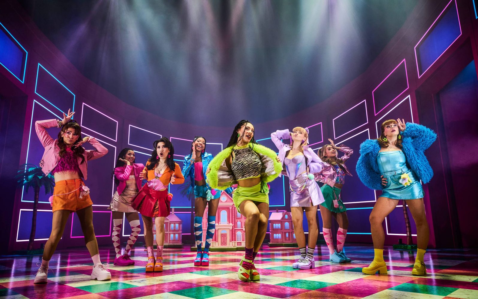 Legally Blonde The Musical | Theatre Royal Plymouth
